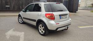 Grey Suzuki SX4 2008 in Utena, with an engine capacity of 1.90 L and mileage of 193 thousand km for 1950 €, photo 5 on AUTOMOTO.COM.LV