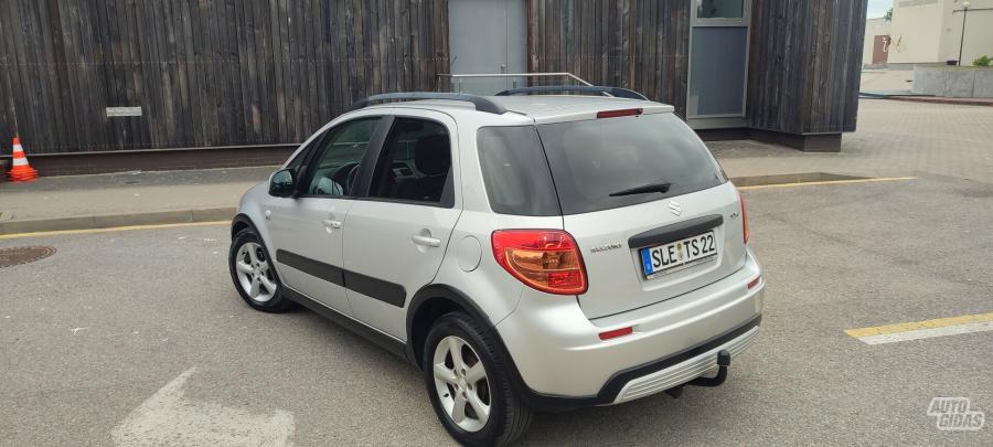 Grey Suzuki SX4 2008 in Utena, with an engine capacity of 1.90 L and mileage of 193 thousand km for 1950 €, photo 7 on AUTOMOTO.COM.LV