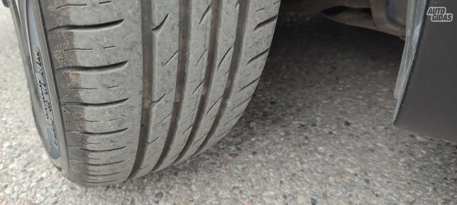 Grey Suzuki SX4 2008 in Utena, with an engine capacity of 1.90 L and mileage of 193 thousand km for 1950 €, photo 18 on AUTOMOTO.COM.LV