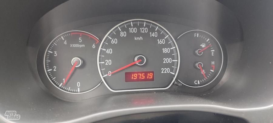 Grey Suzuki SX4 2008 in Utena, with an engine capacity of 1.90 L and mileage of 193 thousand km for 1950 €, photo 28 on AUTOMOTO.COM.LV