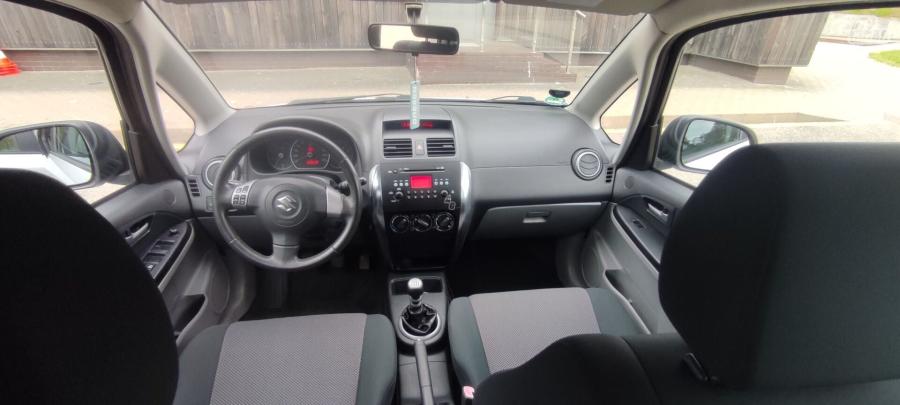 Grey Suzuki SX4 2008 in Utena, with an engine capacity of 1.90 L and mileage of 193 thousand km for 1950 €, photo 32 on AUTOMOTO.COM.LV