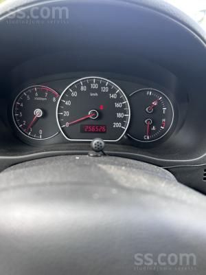 Серый Сузуки СХ4 2008 в Лиепая, объемом двигателя 1.60 л и пробегом 257 тыс. км за 1550 €, фото 5 на AUTOMOTO.COM.LV