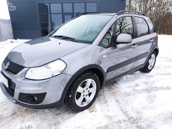 Pelēks Suzuki SX4 2011 Utena, ar dzinēja tilpumu 2.00 L un nobraukumu 260 tūkst. km par 3400 €, foto 1 vietnē AUTOMOTO.COM.LV