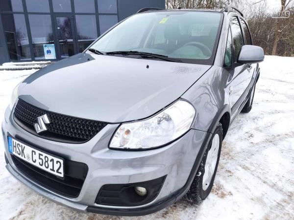 Pelēks Suzuki SX4 2011 Utena, ar dzinēja tilpumu 2.00 L un nobraukumu 260 tūkst. km par 3400 €, foto 2 vietnē AUTOMOTO.COM.LV