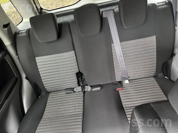 Grey Suzuki SX4 2011 in Cesis, with an engine capacity of 2.00 L and mileage of 0 thousand km for 5500 €, photo 8 on AUTOMOTO.COM.LV