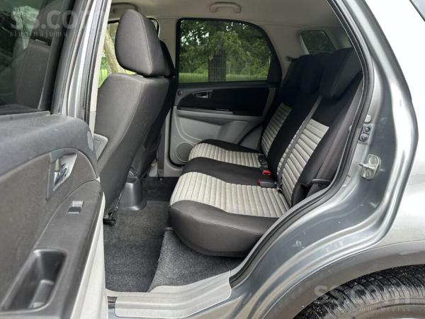Pelēks Suzuki SX4 2011 Cēsis, ar dzinēja tilpumu 2.00 L un nobraukumu 0 tūkst. km par 5500 €, foto 10 vietnē AUTOMOTO.COM.LV