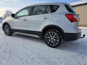 Grey Suzuki SX4 2014 in Taurage, with an engine capacity of 1.60 L and mileage of 187 thousand km for 5600 €, photo 4 on AUTOMOTO.COM.LV