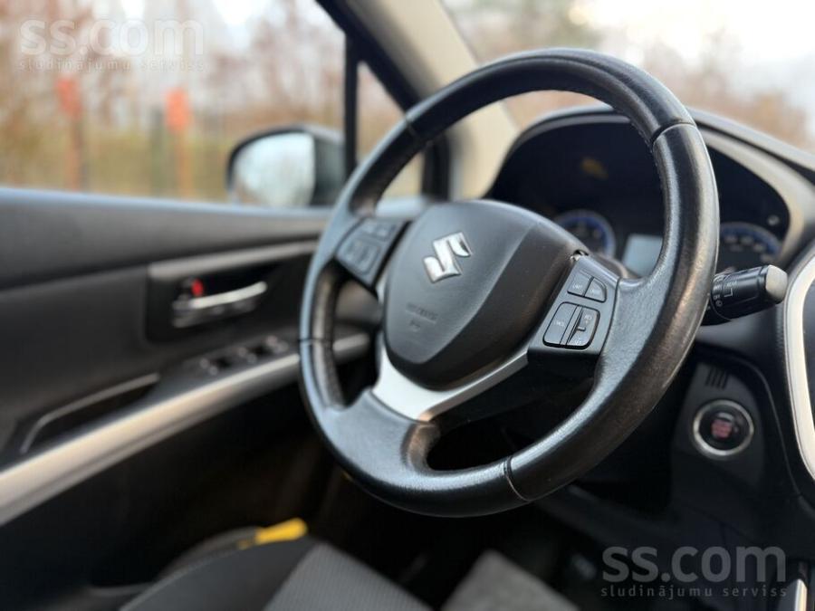 Серый Сузуки СХ4 2014 в Рига, объемом двигателя 1.60 л и пробегом 0 тыс. км за 5950 €, фото 31 на AUTOMOTO.COM.LV
