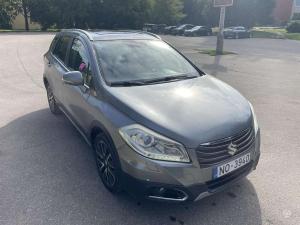 Grey Suzuki SX4 2014 in Riga, with an engine capacity of 1.60 L and mileage of 242 thousand km for 3400 €, photo 5 on AUTOMOTO.COM.LV