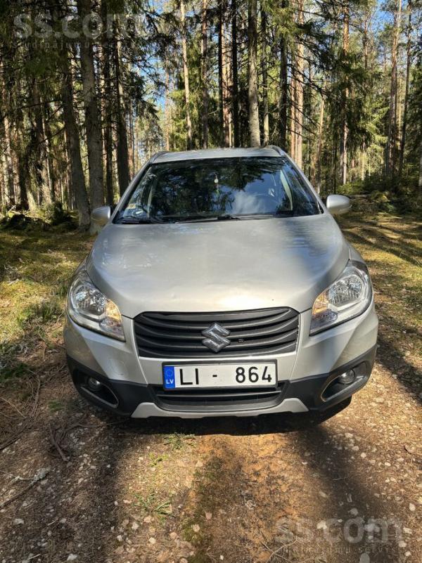 Pelēks Suzuki SX4 2014 Valka, ar dzinēja tilpumu 1.60 L un nobraukumu 397 tūkst. km par 5300 €, foto 1 vietnē AUTOMOTO.COM.LV