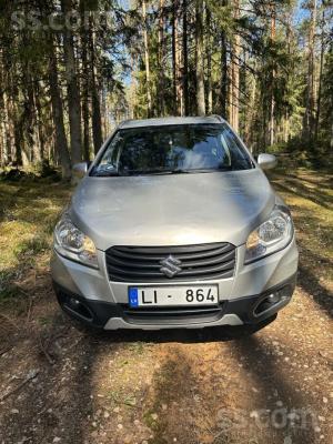 Pelēks Suzuki SX4 2014 Valka, ar dzinēja tilpumu 1.60 L un nobraukumu 397 tūkst. km par 5300 €, foto  vietnē AUTOMOTO.COM.LV