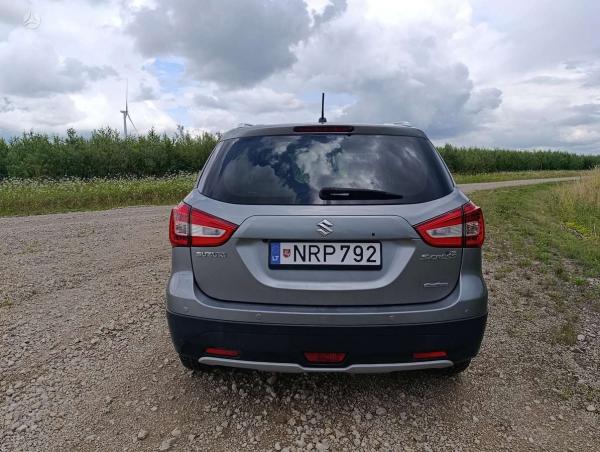 Pelēks Suzuki SX4 2016 Šilutė, ar dzinēja tilpumu 1.60 L un nobraukumu 205 tūkst. km par 9300 €, foto 4 vietnē AUTOMOTO.COM.LV