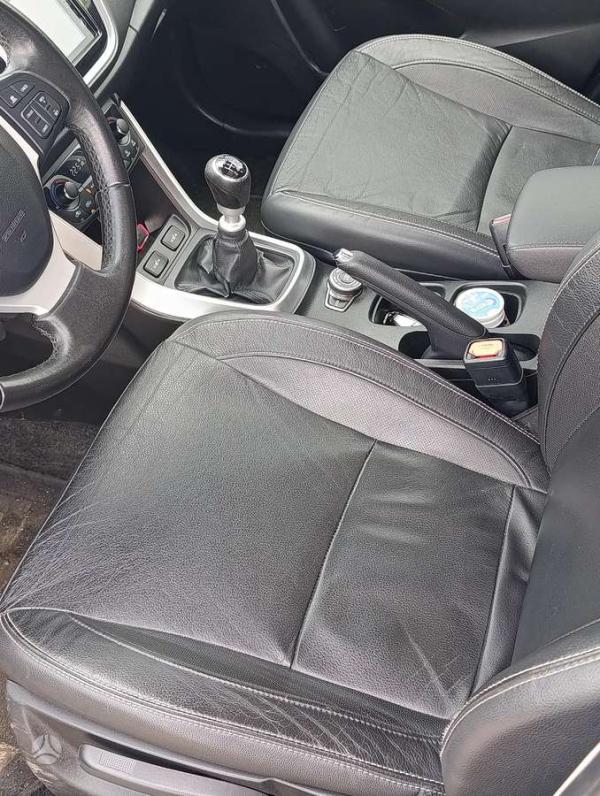 Pelēks Suzuki SX4 2016 Šilutė, ar dzinēja tilpumu 1.60 L un nobraukumu 205 tūkst. km par 9300 €, foto 6 vietnē AUTOMOTO.COM.LV