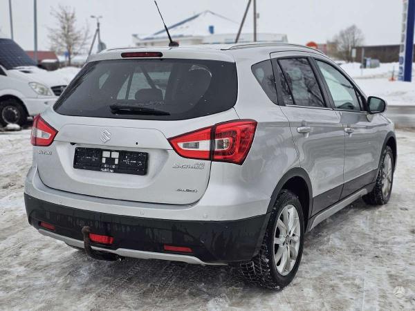 Grey Suzuki SX4 2020 in Rokiskis, with an engine capacity of 1.37 L and mileage of 249 thousand km for 7950 €, photo 10 on AUTOMOTO.COM.LV
