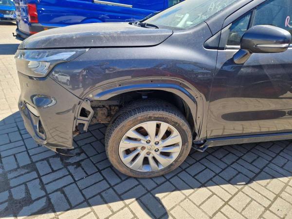 Grey Suzuki SX4 2024 in Kaunas, with an engine capacity of 1.46 L and mileage of 82 thousand km for 10769 €, photo 4 on AUTOMOTO.COM.LV
