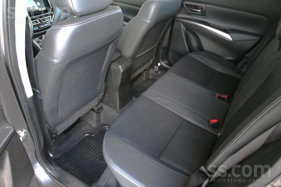 Pelēks Suzuki SX4 2026 Rīga, ar dzinēja tilpumu 1.40 L un nobraukumu 59 tūkst. km par 17990 €, foto 7 vietnē AUTOMOTO.COM.LV