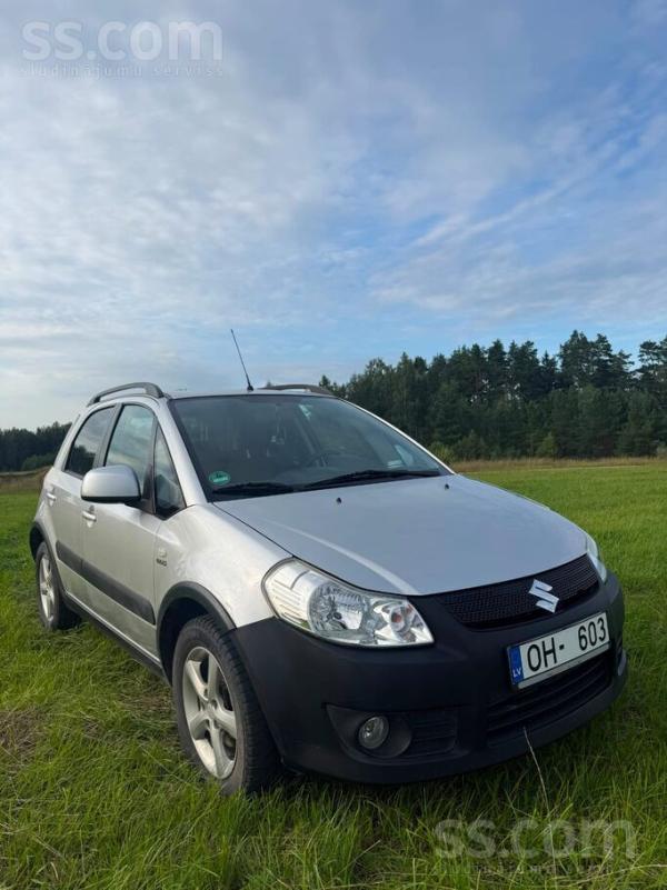 Pelēks Suzuki SX4 2006 Alūksne, ar dzinēja tilpumu 1.90 L un nobraukumu 133 tūkst. km par 3300 €, foto 1 vietnē AUTOMOTO.COM.LV