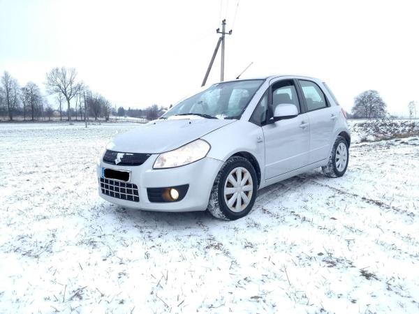 Pelēks Suzuki SX4 2007 Vilkaviškis, ar dzinēja tilpumu 1.60 L un nobraukumu 257 tūkst. km par 1999 €, foto 1 vietnē AUTOMOTO.COM.LV