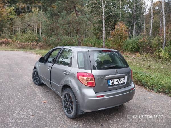 Pelēks Suzuki SX4 2007 Aizkraukle, ar dzinēja tilpumu 1.50 L un nobraukumu 205 tūkst. km par 1500 €, foto 5 vietnē AUTOMOTO.COM.LV