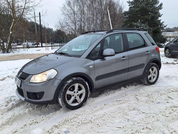 Grey Suzuki SX4 2008 in Vilnius, with an engine capacity of 1.87 L and mileage of 119 thousand km for 1850 €, photo 2 on AUTOMOTO.COM.LV