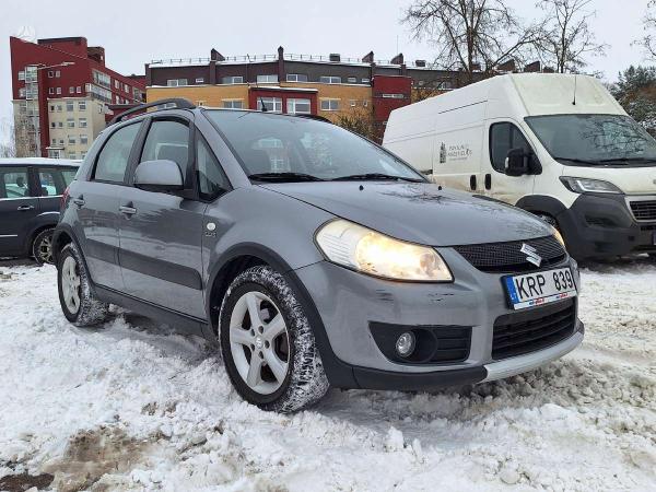 Grey Suzuki SX4 2008 in Vilnius, with an engine capacity of 1.87 L and mileage of 119 thousand km for 1850 €, photo 4 on AUTOMOTO.COM.LV