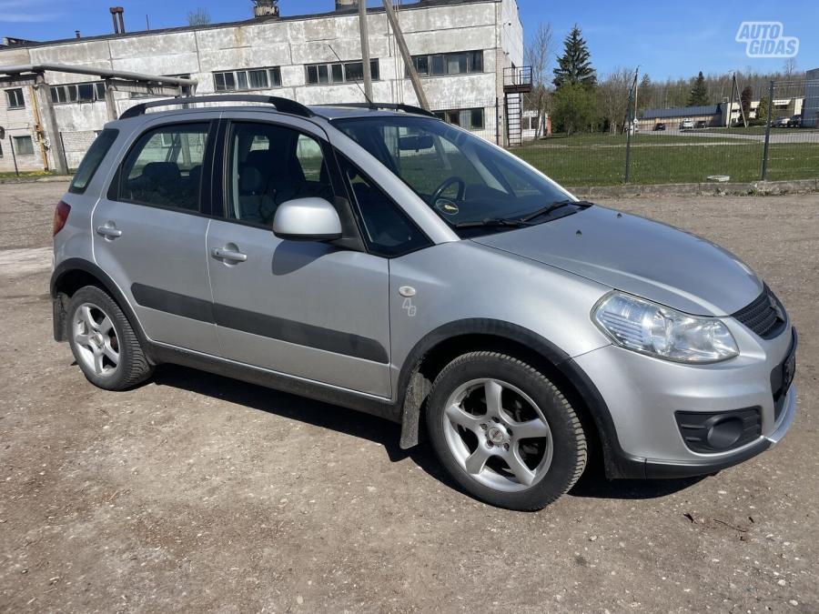 Grey Suzuki SX4 2011 in Kaunas, with an engine capacity of 1.60 L and mileage of 264 thousand km for 4850 €, photo 5 on AUTOMOTO.COM.LV