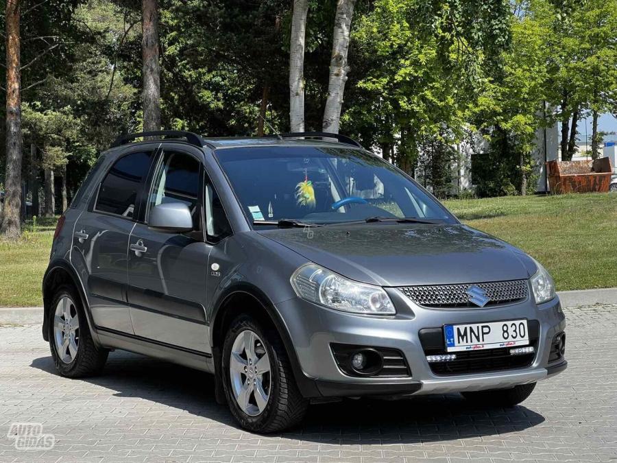 Pelēks Suzuki SX4 2011 Šauļi, ar dzinēja tilpumu 2.00 L un nobraukumu 241 tūkst. km par 4300 €, foto 3 vietnē AUTOMOTO.COM.LV