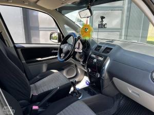 Pelēks Suzuki SX4 2011 Šauļi, ar dzinēja tilpumu 2.00 L un nobraukumu 241 tūkst. km par 4300 €, foto 10 vietnē AUTOMOTO.COM.LV