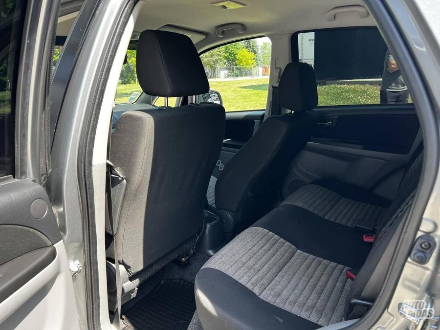 Pelēks Suzuki SX4 2011 Šauļi, ar dzinēja tilpumu 2.00 L un nobraukumu 241 tūkst. km par 4300 €, foto 14 vietnē AUTOMOTO.COM.LV