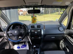 Pelēks Suzuki SX4 2011 Šauļi, ar dzinēja tilpumu 2.00 L un nobraukumu 241 tūkst. km par 4300 €, foto 16 vietnē AUTOMOTO.COM.LV