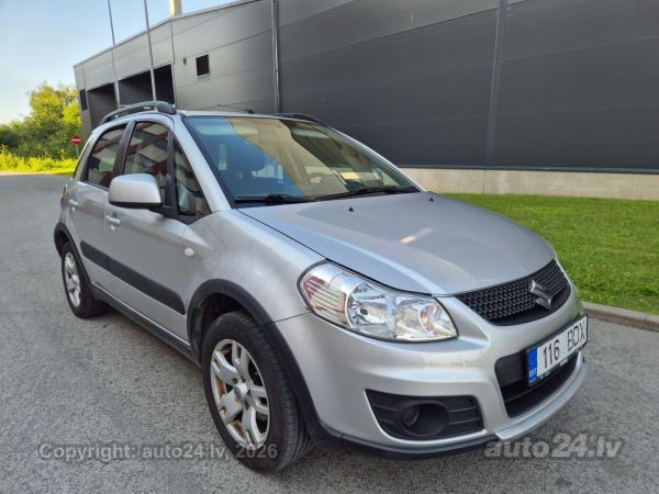 Pelēks Suzuki SX4 2011 Tallina, ar dzinēja tilpumu 1.60 L un nobraukumu 195 tūkst. km par 2900 €, foto 2 vietnē AUTOMOTO.COM.LV