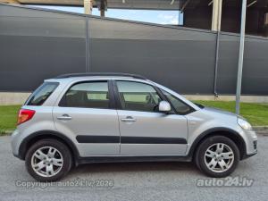 Grey Suzuki SX4 2011 in Tallinn, with an engine capacity of 1.60 L and mileage of 195 thousand km for 2900 €, photo 7 on AUTOMOTO.COM.LV