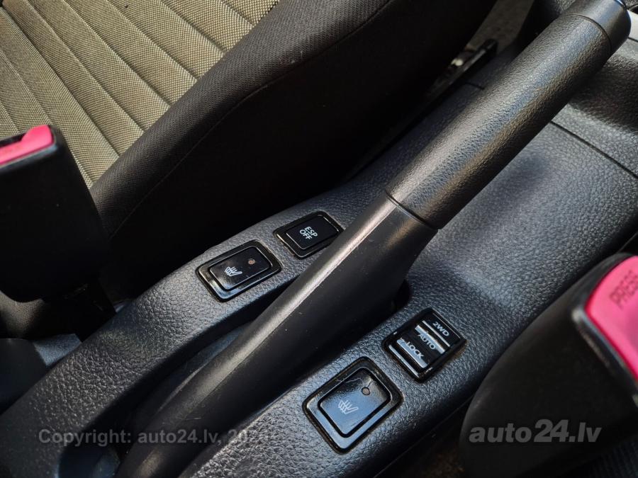Grey Suzuki SX4 2011 in Tallinn, with an engine capacity of 1.60 L and mileage of 195 thousand km for 2900 €, photo 14 on AUTOMOTO.COM.LV