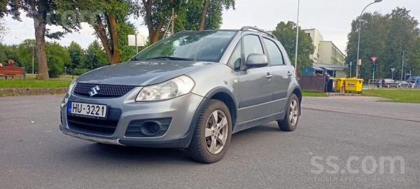 Pelēks Suzuki SX4 2011 Jūrmala, ar dzinēja tilpumu 1.60 L un nobraukumu 255 tūkst. km par 1985 €, foto 2 vietnē AUTOMOTO.COM.LV
