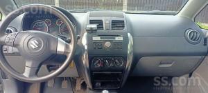 Pelēks Suzuki SX4 2011 Jūrmala, ar dzinēja tilpumu 1.60 L un nobraukumu 255 tūkst. km par 1985 €, foto 8 vietnē AUTOMOTO.COM.LV