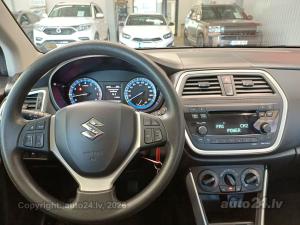 Grey Suzuki SX4 2014 in Tallinn, with an engine capacity of 1.60 L and mileage of 204 thousand km for 6500 €, photo 11 on AUTOMOTO.COM.LV