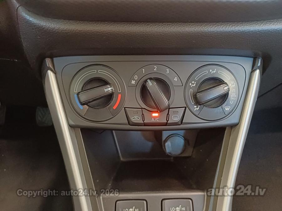 Grey Suzuki SX4 2014 in Tallinn, with an engine capacity of 1.60 L and mileage of 204 thousand km for 6500 €, photo 18 on AUTOMOTO.COM.LV