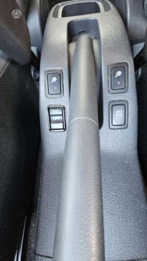 Pelēks Suzuki SX4 2008 Jonava, ar dzinēja tilpumu 2.00 L un nobraukumu 160 tūkst. km par 3500 €, foto 9 vietnē AUTOMOTO.COM.LV