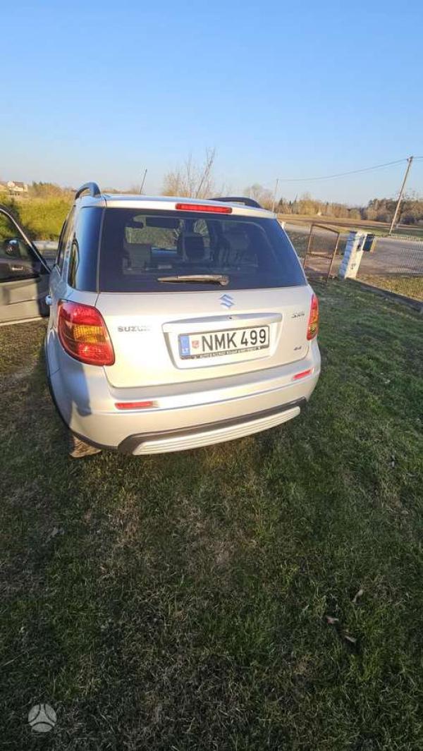 Pelēks Suzuki SX4 2008 Jonava, ar dzinēja tilpumu 2.00 L un nobraukumu 160 tūkst. km par 3500 €, foto 10 vietnē AUTOMOTO.COM.LV