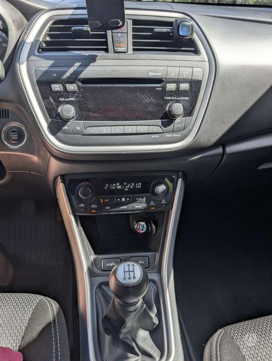 Grey Suzuki SX4 2014 in Silute, with an engine capacity of 1.59 L and mileage of 139 thousand km for 4000 €, photo 3 on AUTOMOTO.COM.LV