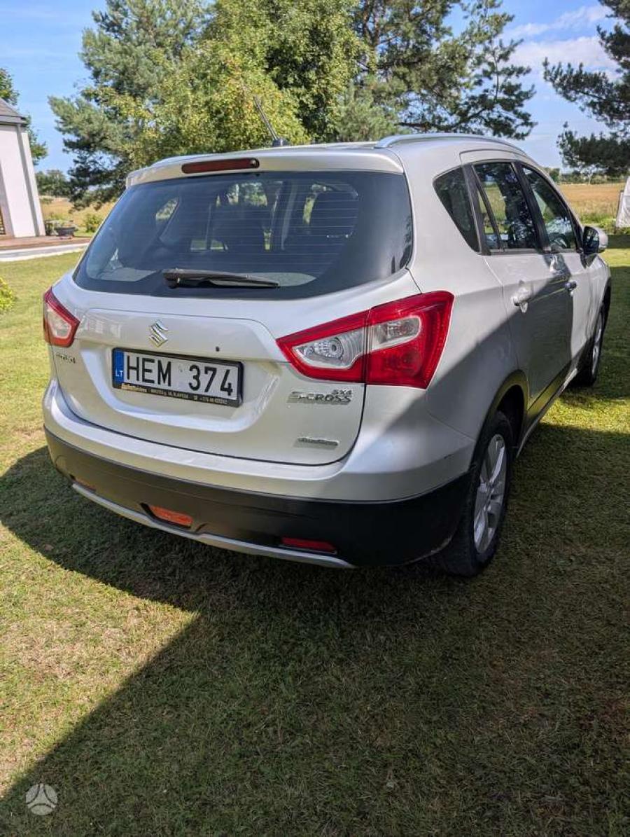 Grey Suzuki SX4 2014 in Silute, with an engine capacity of 1.59 L and mileage of 139 thousand km for 4000 €, photo 5 on AUTOMOTO.COM.LV