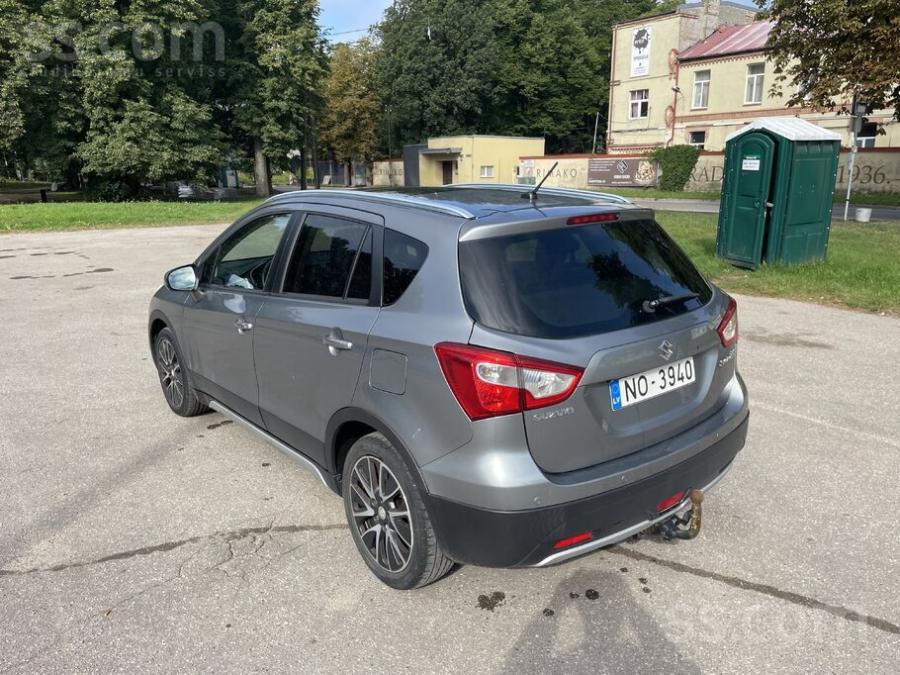 Grey Suzuki SX4 2014 in Riga, with an engine capacity of 1.60 L and mileage of 242 thousand km for 3900 €, photo 4 on AUTOMOTO.COM.LV