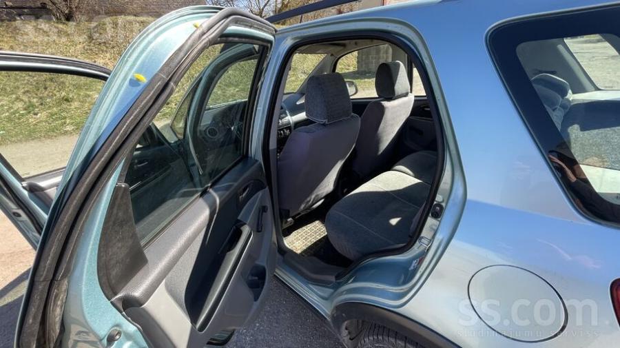 Suzuki SX4 2006 in Kraslava, with an engine capacity of 1.60 L and mileage of 260 thousand km for 1650 €, photo 1 on AUTOMOTO.COM.LV