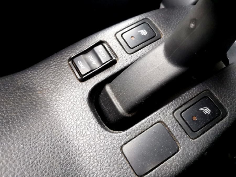 Suzuki SX4 2007 Tartu, ar dzinēja tilpumu 1.60 L un nobraukumu 289 tūkst. km par 1390 €, foto 8 vietnē AUTOMOTO.COM.LV