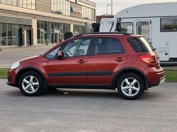 Suzuki SX4 2007 in Narva, with an engine capacity of 1.60 L and mileage of 136 thousand km for 2999 €, photo 5 on AUTOMOTO.COM.LV