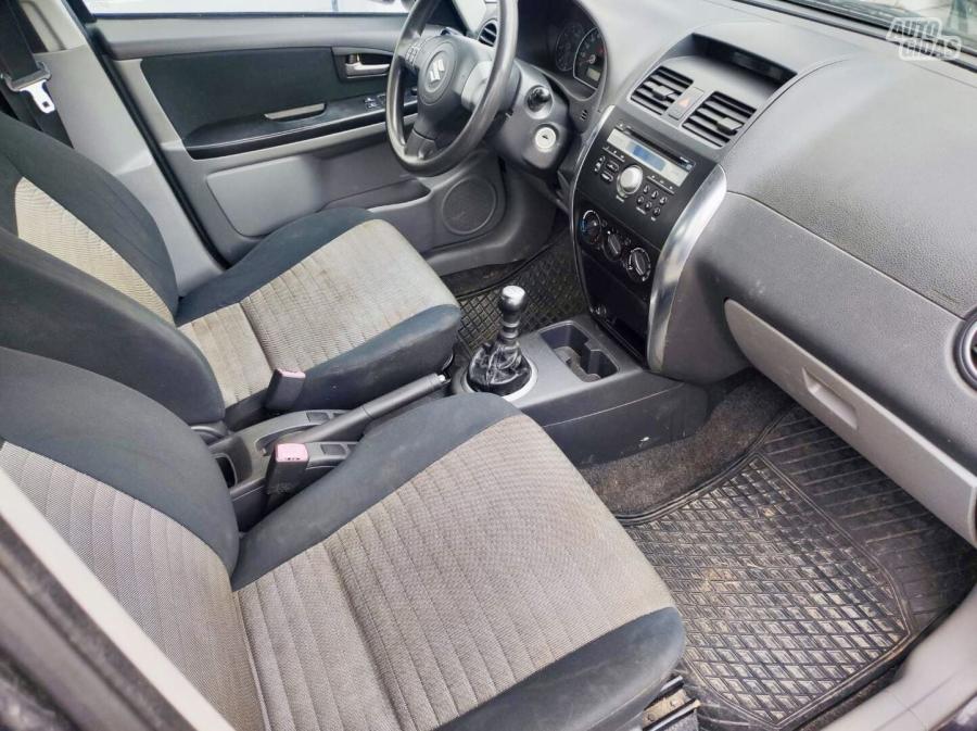 Suzuki SX4 2008 Bliūdžiai, ar dzinēja tilpumu 1.60 L un nobraukumu 270 tūkst. km par 2030 €, foto 3 vietnē AUTOMOTO.COM.LV