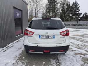 Suzuki SX4 2015 in Taurage, with an engine capacity of 1.60 L and mileage of 248 thousand km for 4900 €, photo 4 on AUTOMOTO.COM.LV