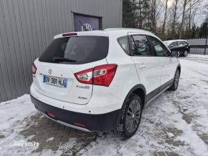Suzuki SX4 2015 in Taurage, with an engine capacity of 1.60 L and mileage of 248 thousand km for 4900 €, photo 5 on AUTOMOTO.COM.LV