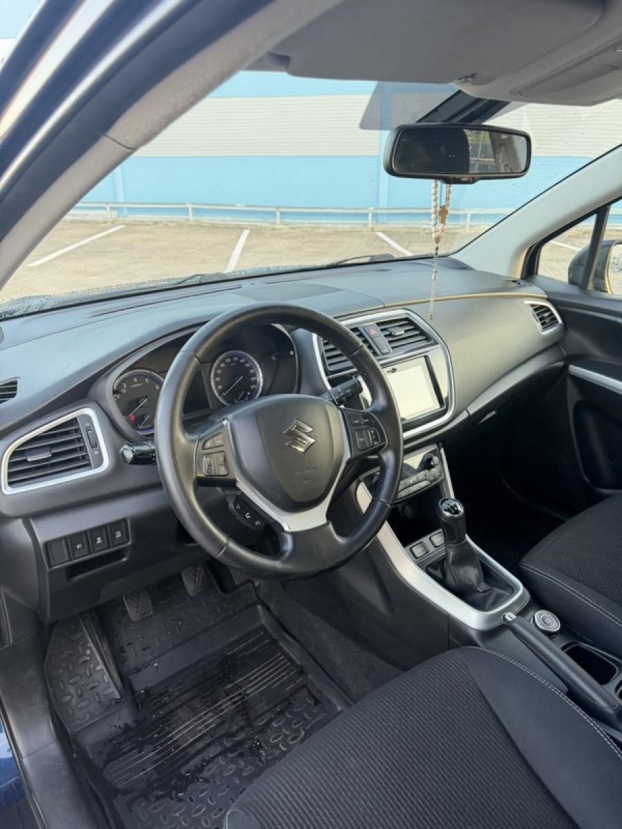 Suzuki SX4 2017 in Narva, with an engine capacity of 1.00 L and mileage of 162 thousand km for 12500 €, photo 15 on AUTOMOTO.COM.LV