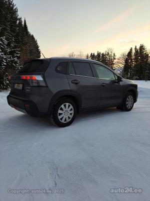 Suzuki SX4 2023 in Paide, with an engine capacity of 1.40 L and mileage of 32 thousand km for 15700 €, photo 15 on AUTOMOTO.COM.LV